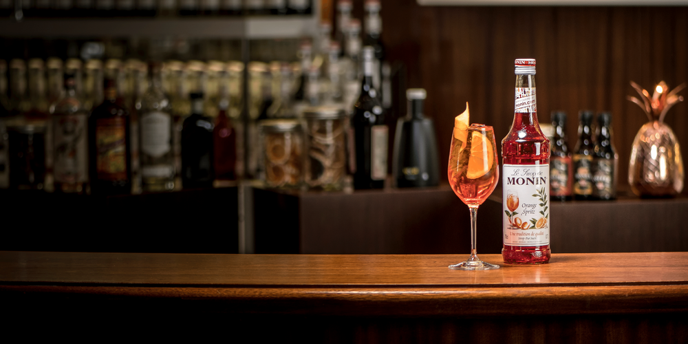 MONIN: a wide range of syrups and flavours to make cocktails, coffees